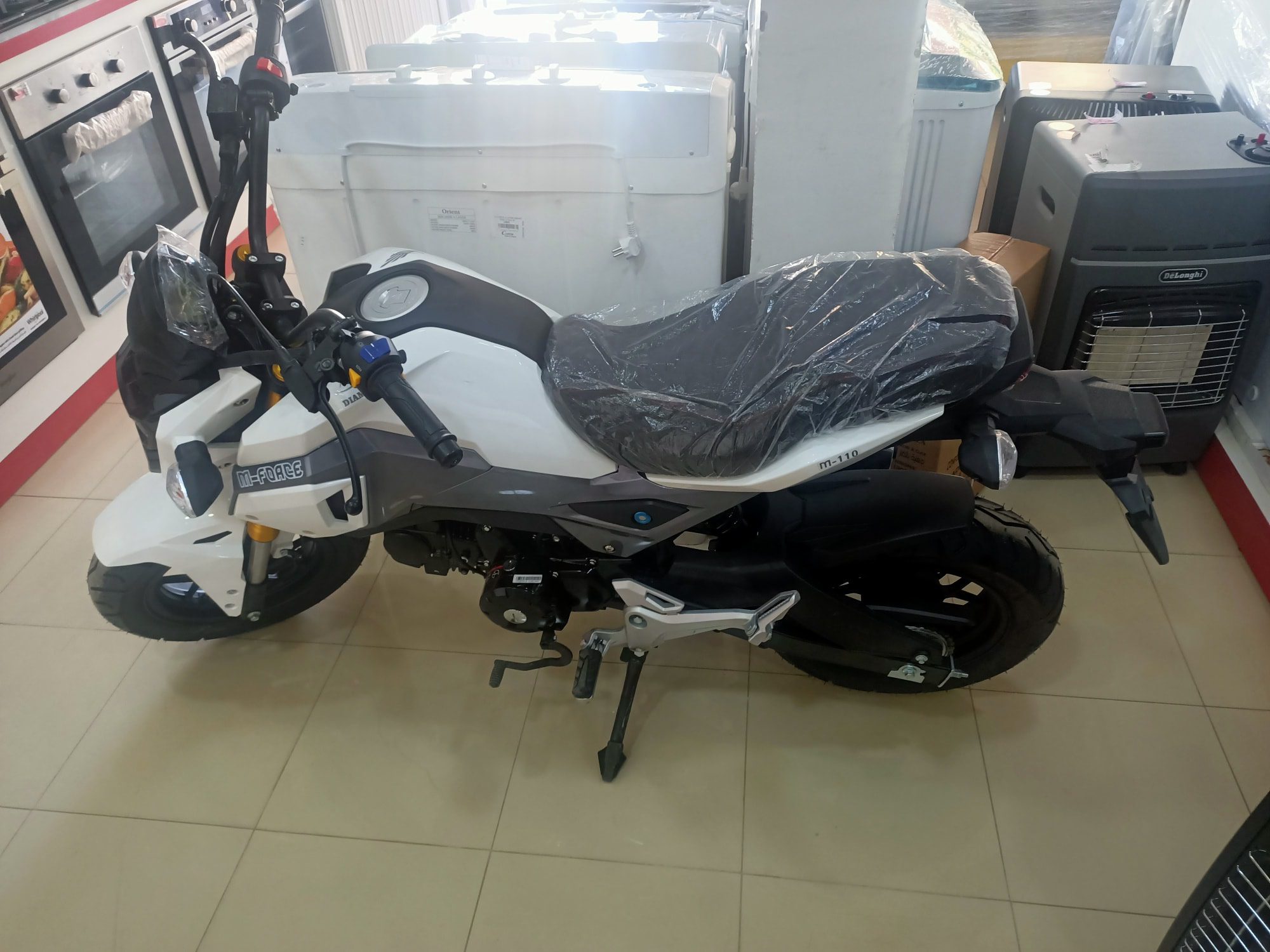 MOTO M.FORCE -110 DIAMOND - Chamsi Confort